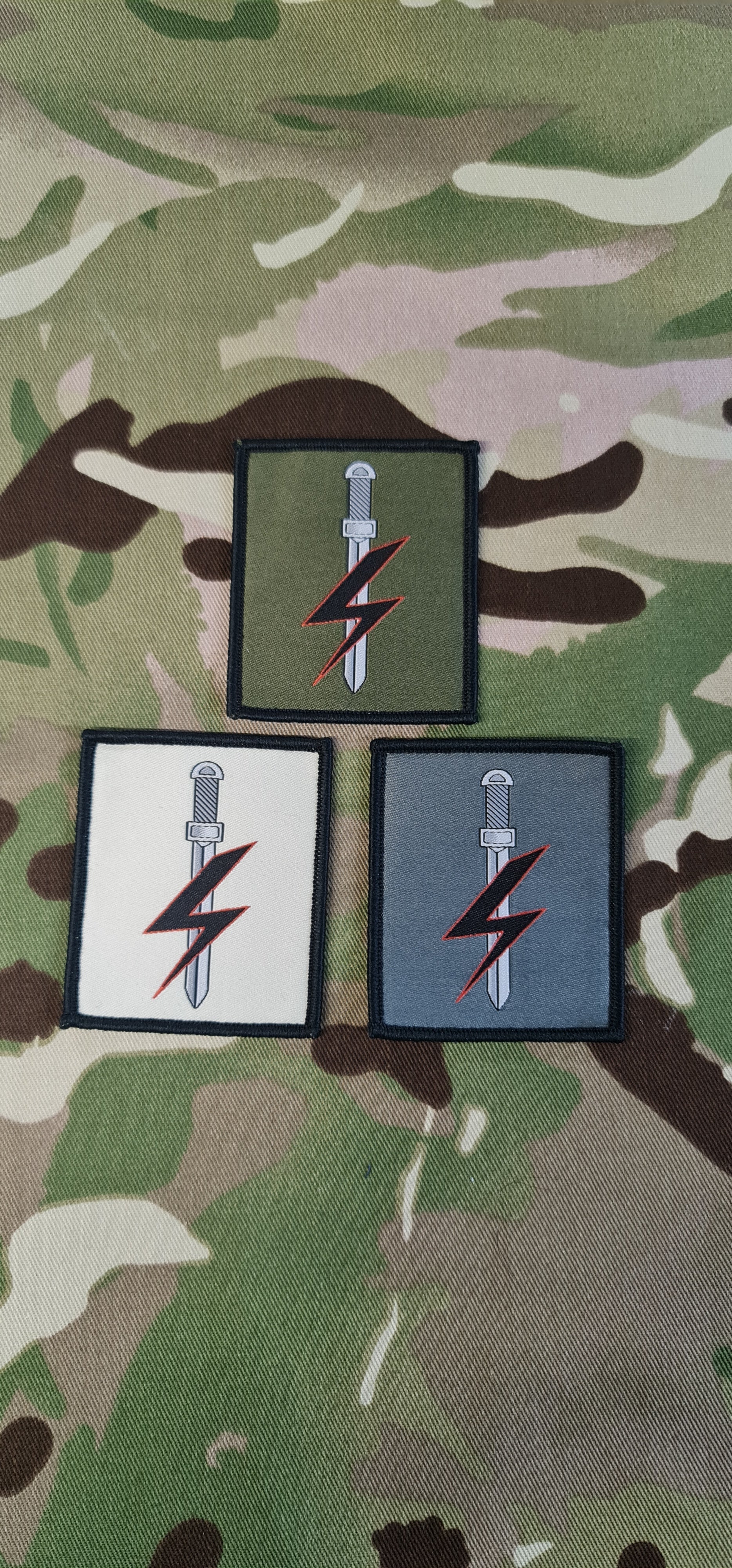 1 Para / SFSG Tactical Recognition Flash / TRF / DZ Badge / Patch ...