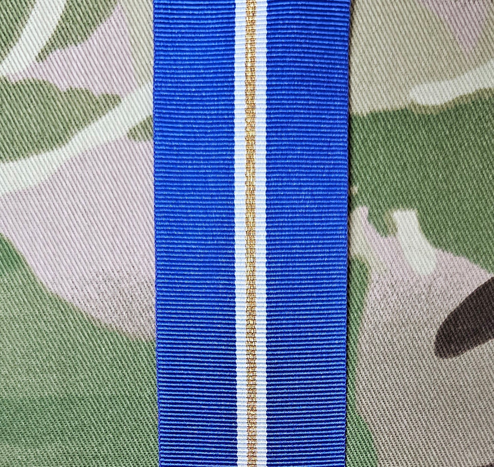 NATO NATO Balkans / Eagle Assist Medal Ribbon (Full Size & Miniature O ...
