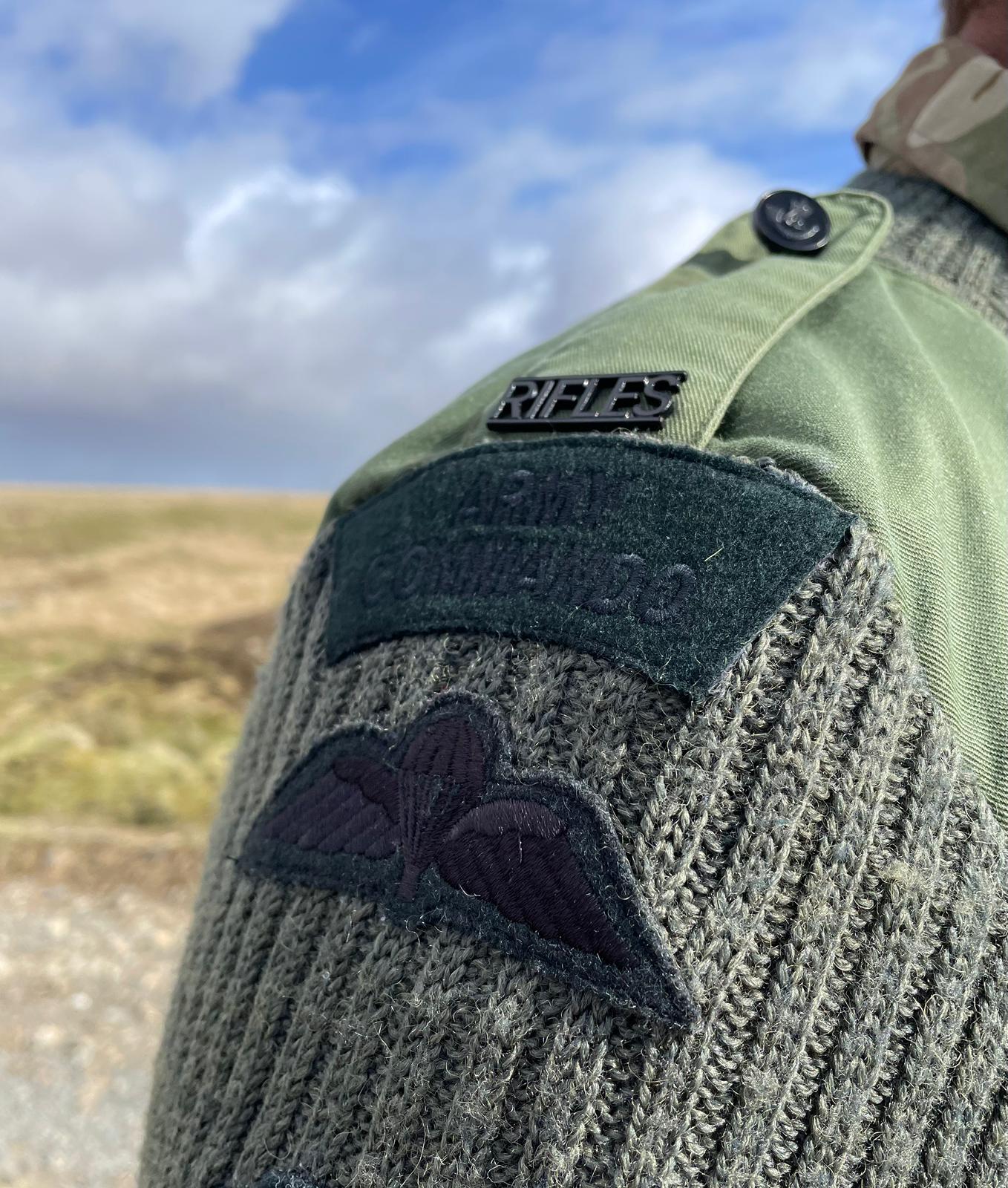 British Royal Gurkha Rifles ((Rifles / RGR Black on rifle green variat ...