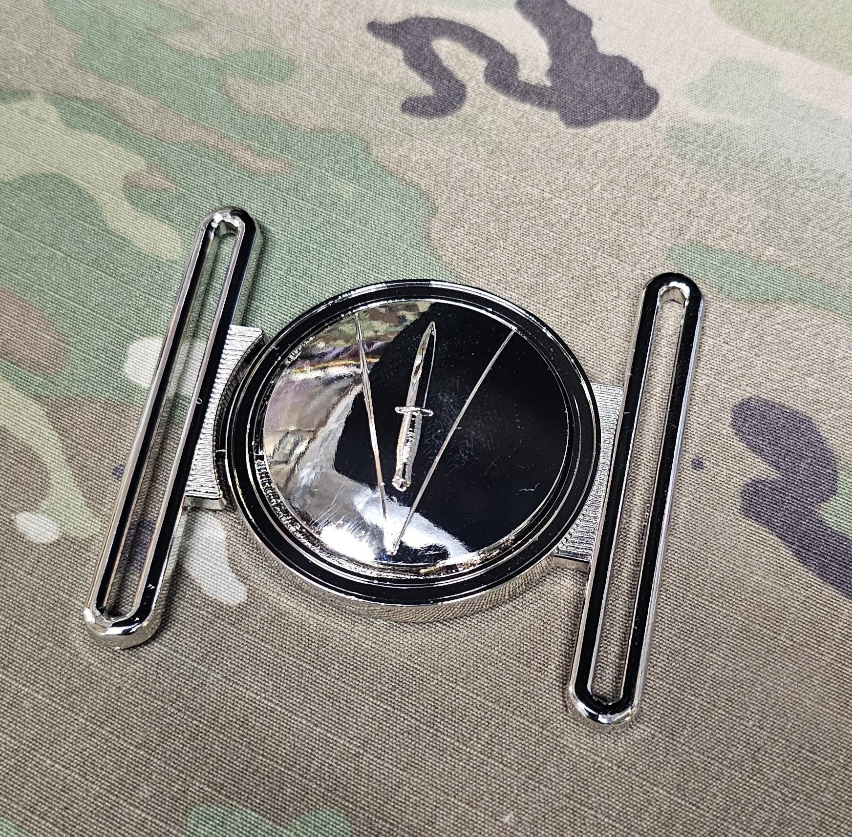 British Army All Arms Commando Stable Belt Buckle - Locket Style - dur ...