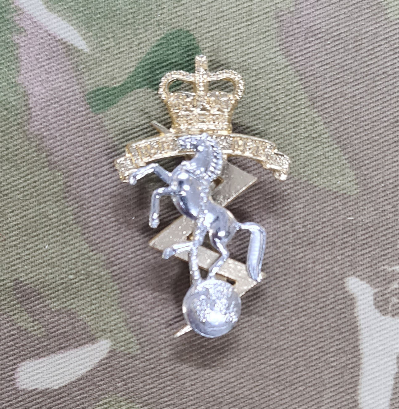 Royal Electrical & Mechanical Engineer REME Cap Badge Other Ranks OR ...