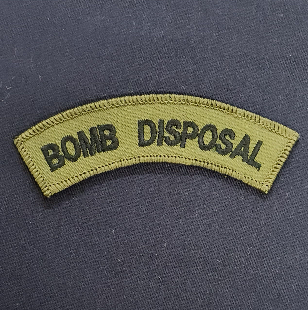 Royal Navy Subdued (Olive Green) Bomb Disposal Shoulder Flash / Mud Gu ...
